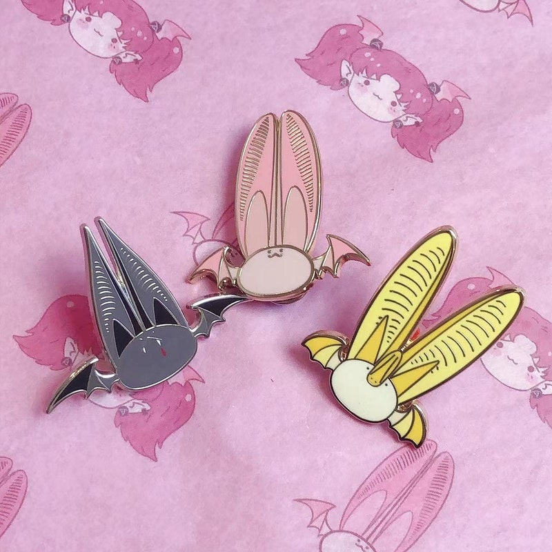 Bat Pin - Etsy