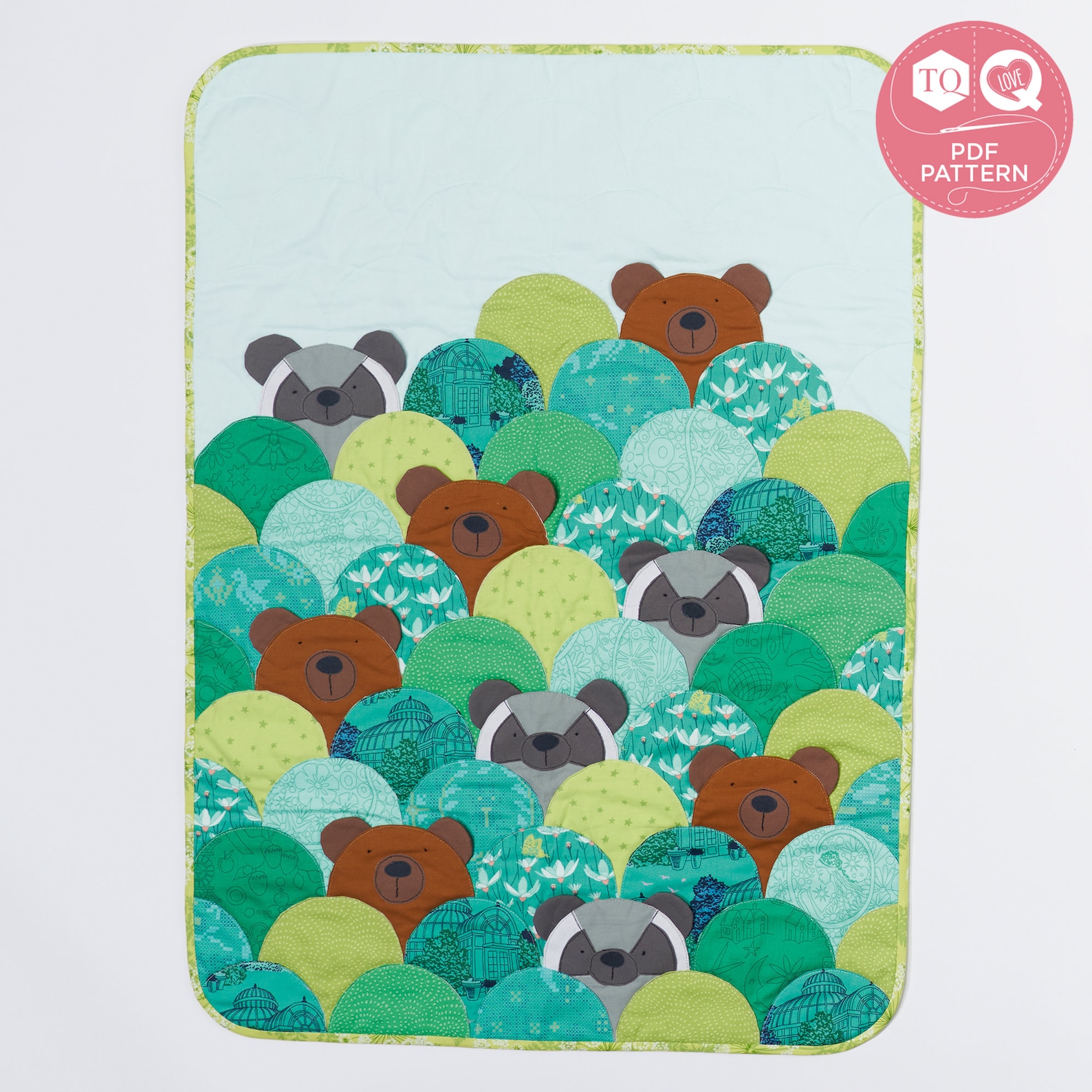 Clamshell Mini Quilt, Quilt Pattern, Bear Raccoon Pattern, Sewing ...