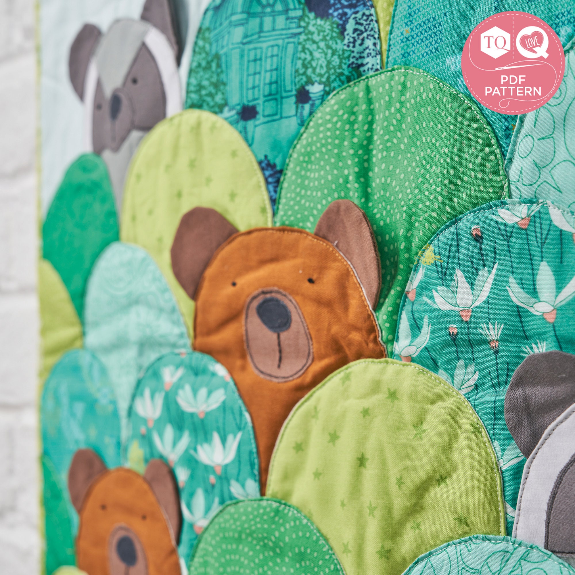 Clamshell Mini Quilt, Quilt Pattern, Bear Raccoon Pattern, Sewing ...
