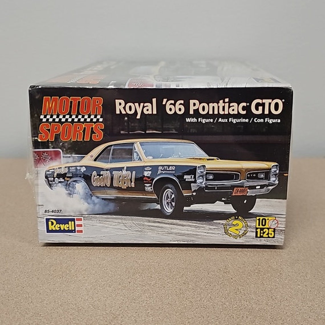 New-factory Sealed-revell motor Sports Royal 1966 Pontiac GTO W Figure ...