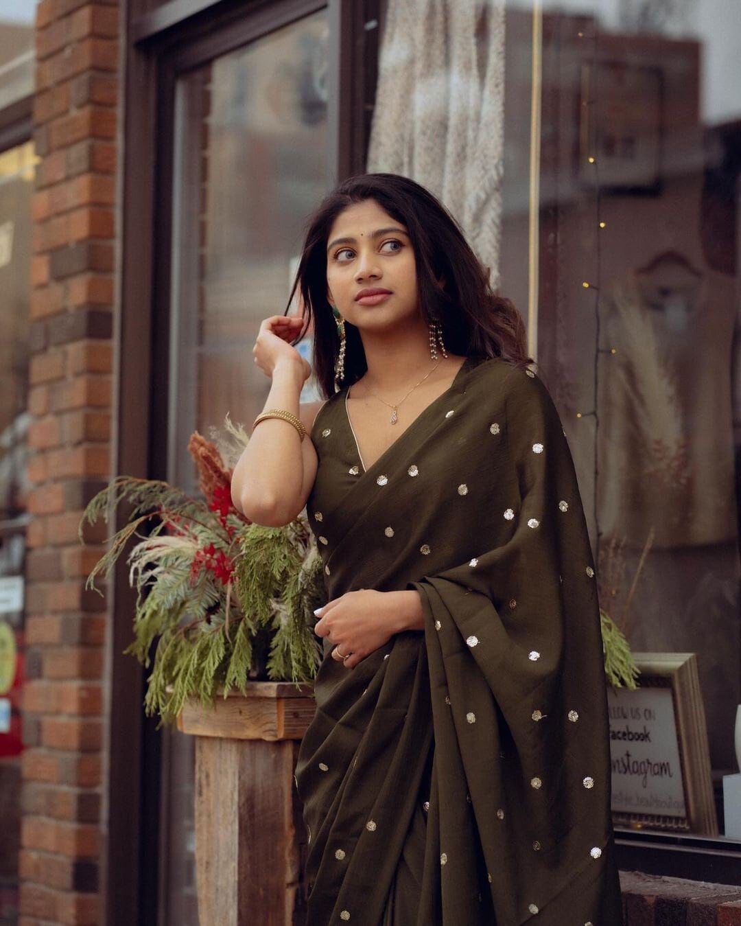 Mahendi Green Chinnon Silk Saree, Saree for USA Women, Party Wear Saree ...