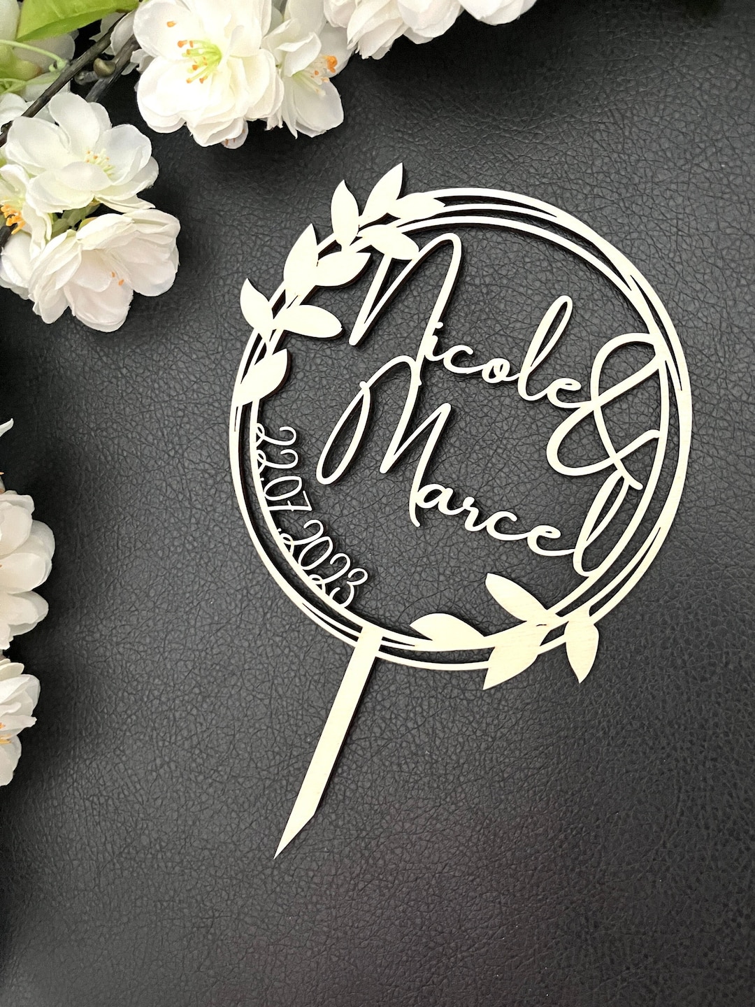 Caketopper-Kranz für Hochzeitstorte mit filigranen Blättern aus Holz ...
