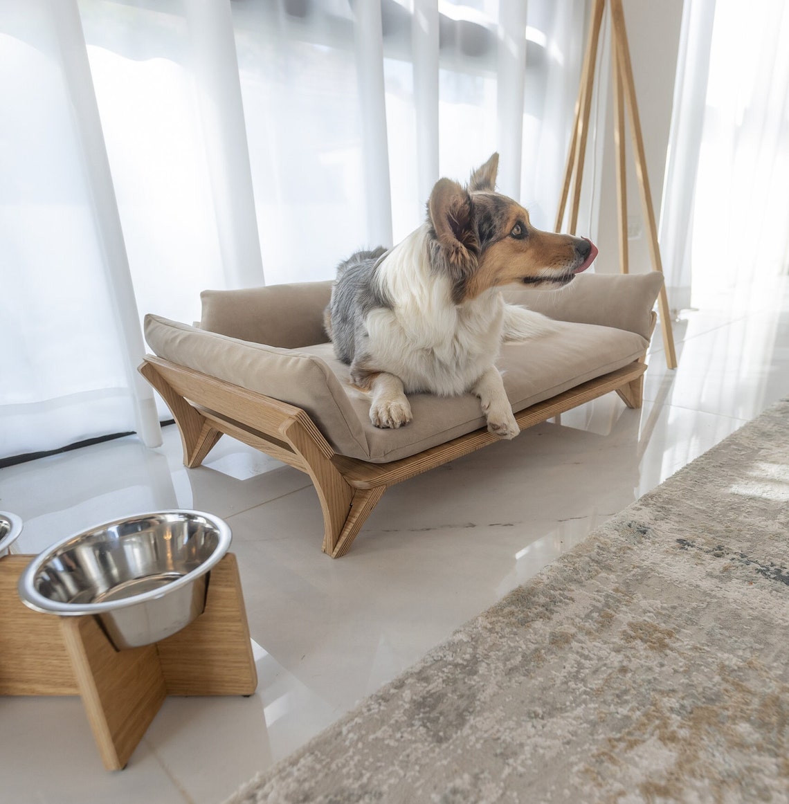 High-end Medium Dog Bed, Oak Wood Pet Bed With Beige Pillow, Luxury ...