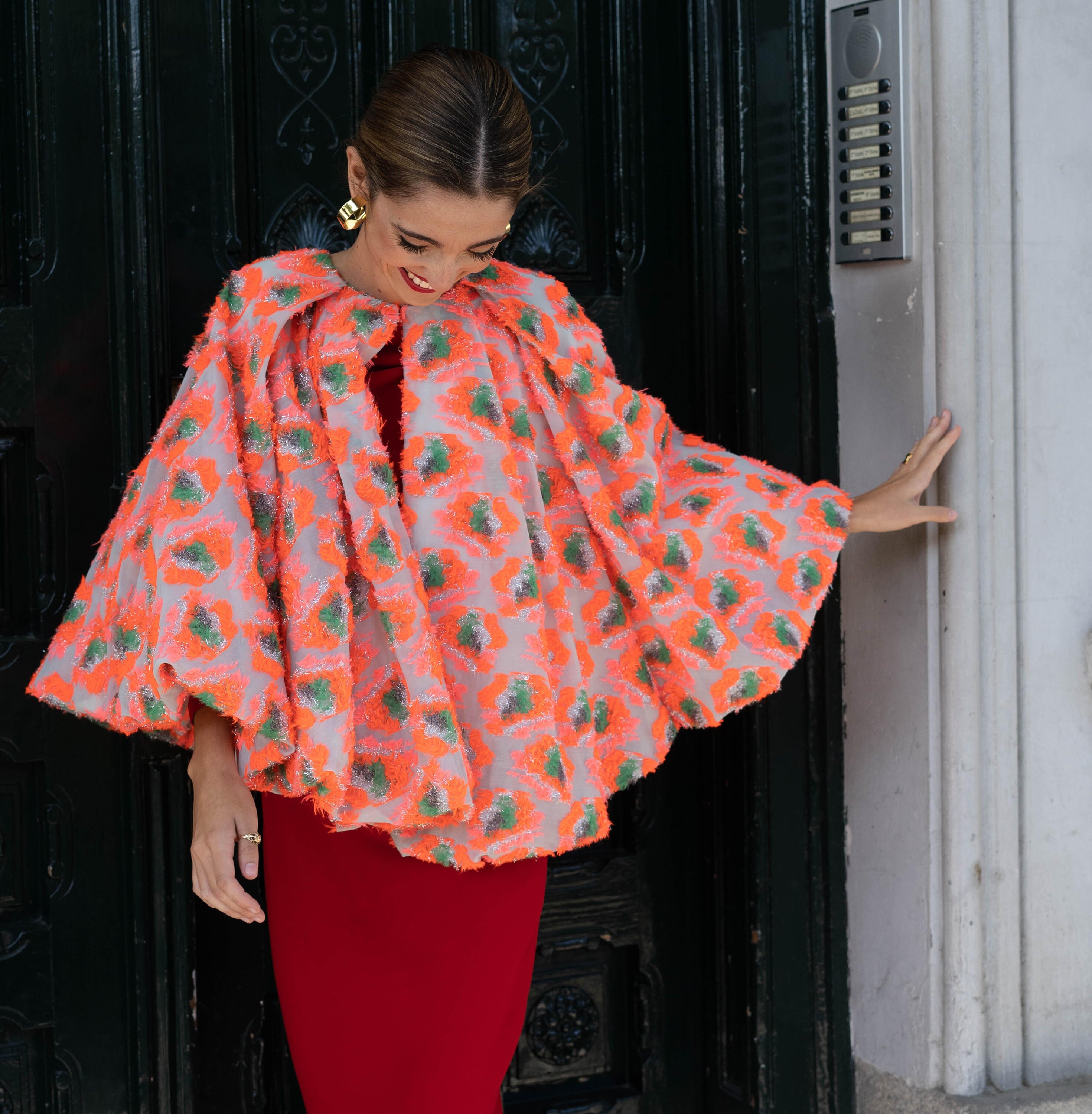 Women Globe Cape, Circular Cape, APEZ Cape, Embroidered Organza Cape ...