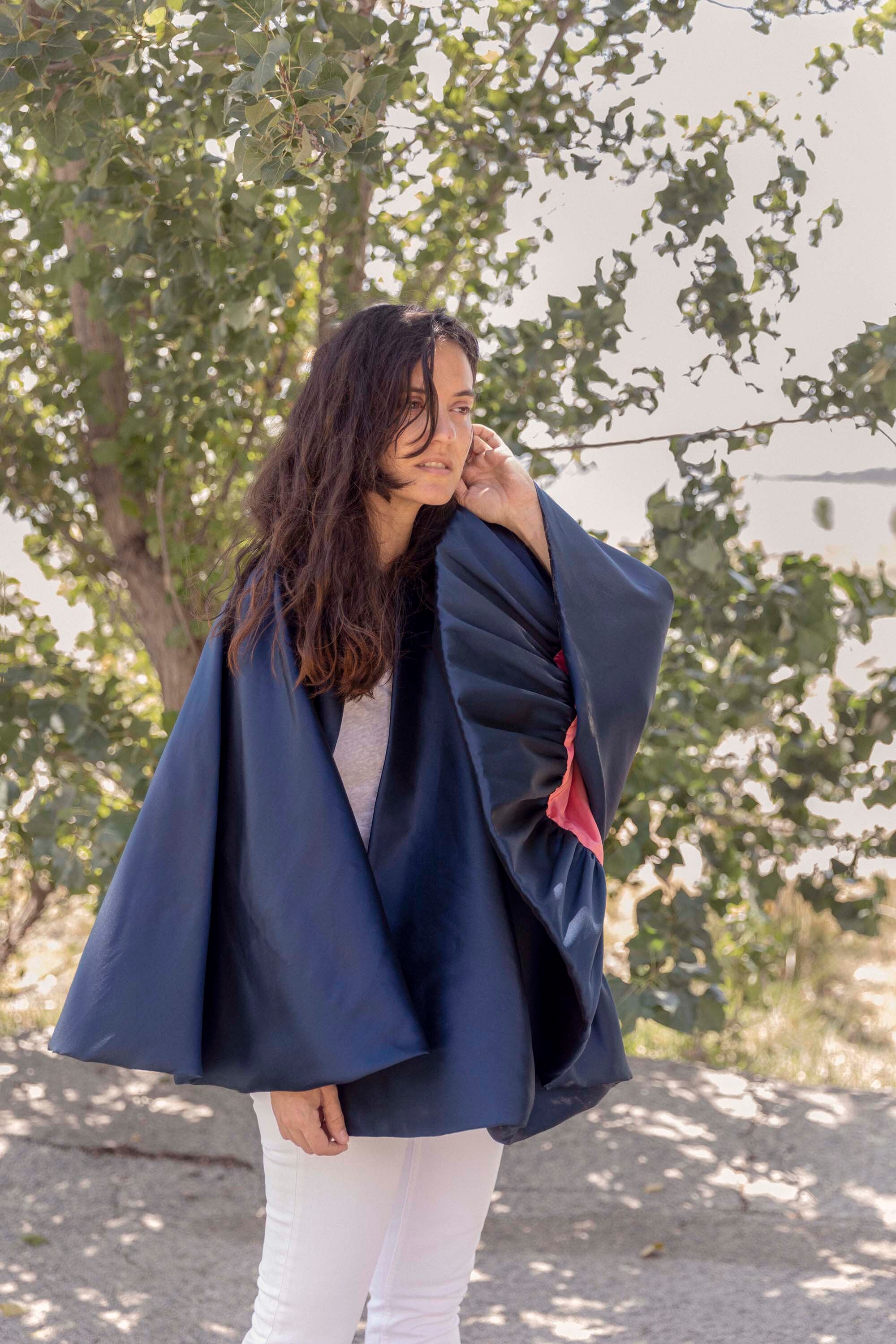 Women Globe Cape, Circular Cape, APEZ Cape, Mikado Cape, Event Cape. - Etsy