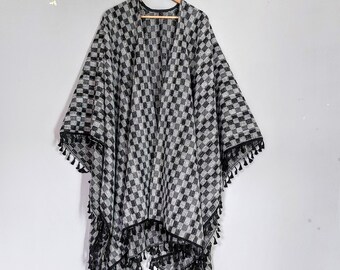 Checkered Wool Hooded Cape in Black and White. Plaid Felt - Etsy