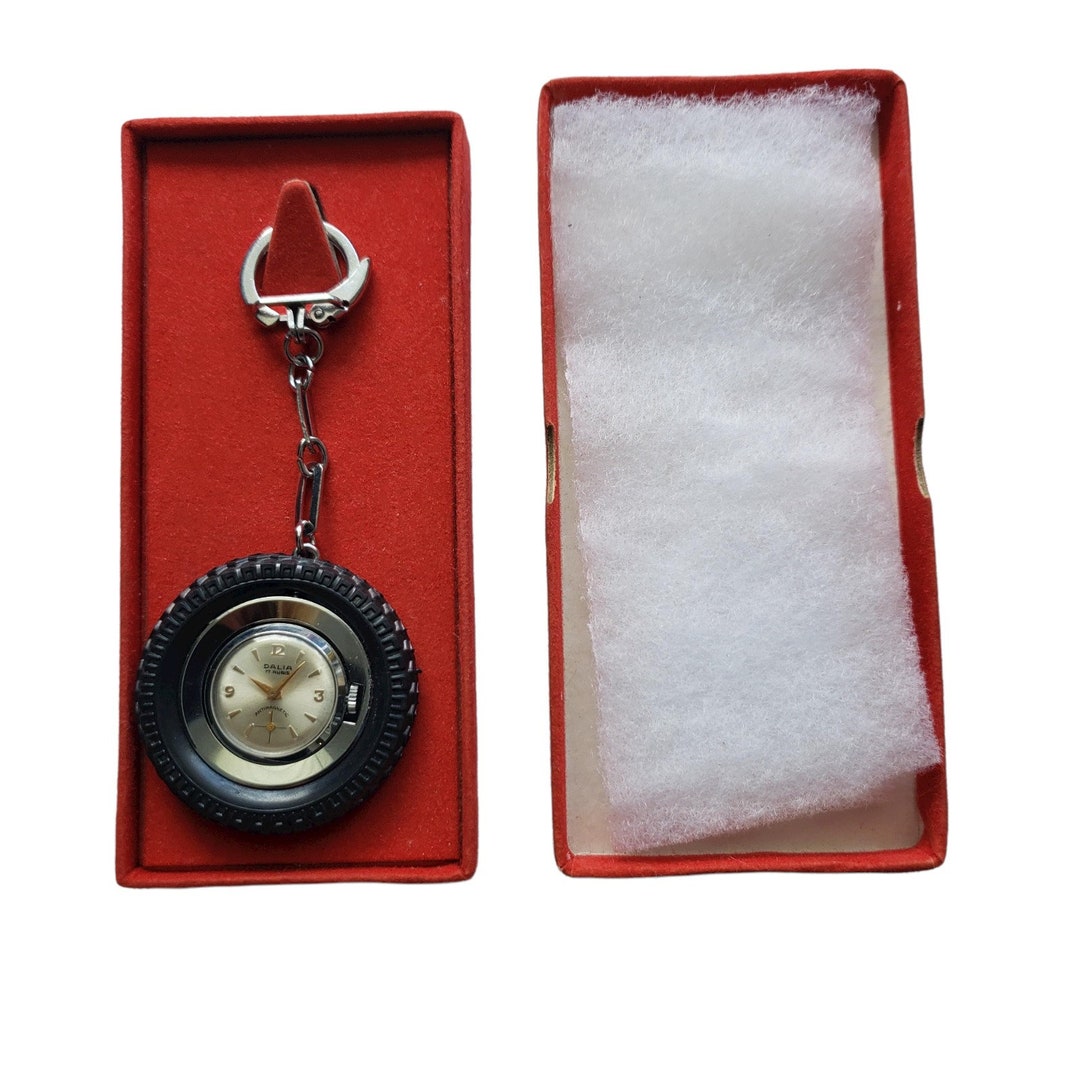 VTG Dalia 17 Rubis FIAT Promo Watch Key Ring Shape Tire New IN Perfect ...