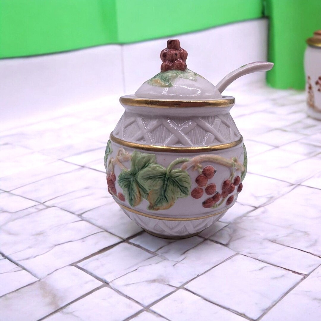 Le Cordon Bleu Red Currant Sugar Bowl With Lid & Spoon by the Franklin ...