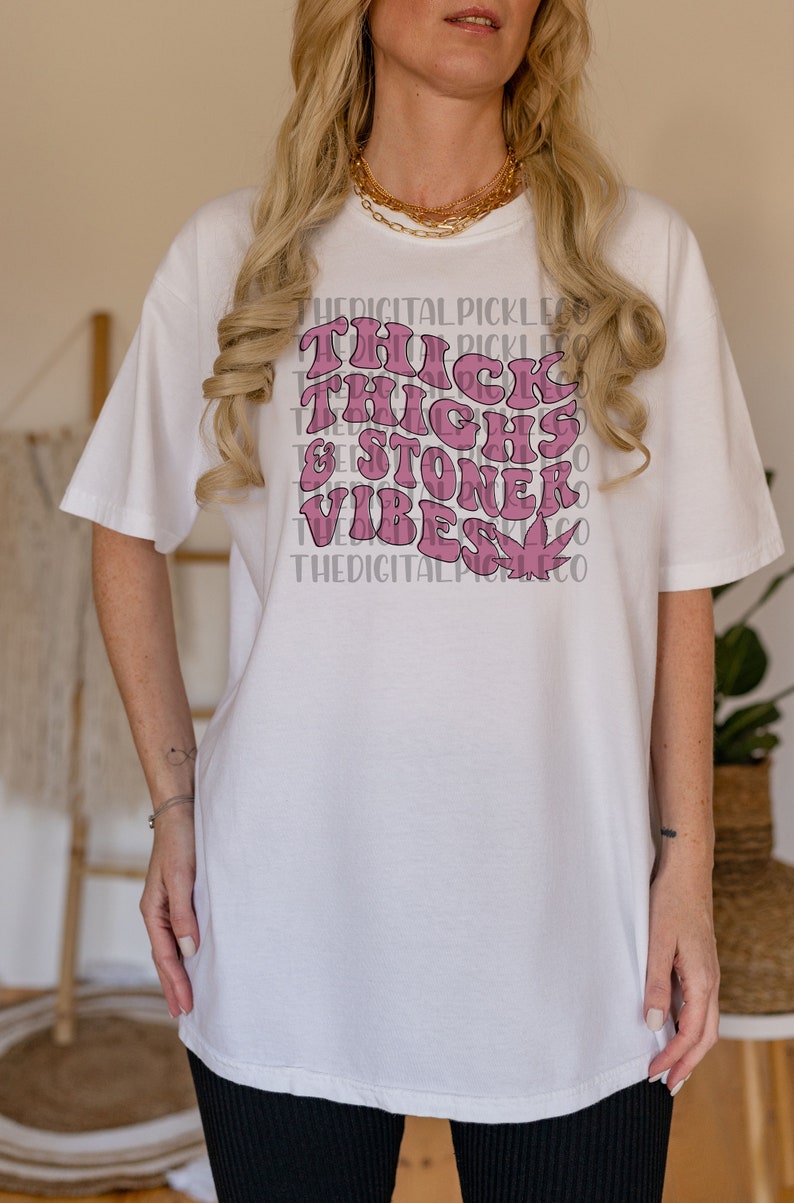 Thick Thighs & Stoner Vibes |420|canna|stoner|thick Thighs|groovy|retro ...