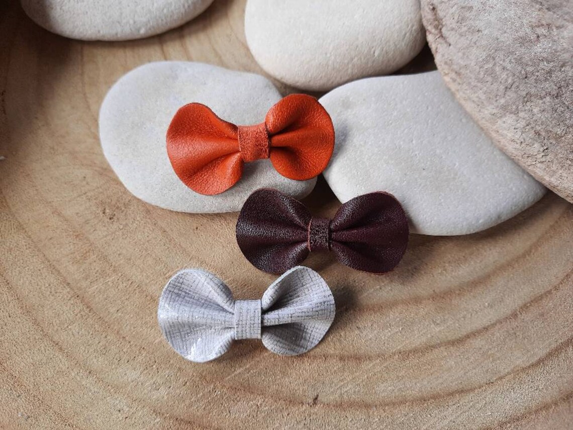 Broche noeud papillon en cuir bijou en cuir broche femme - Etsy France