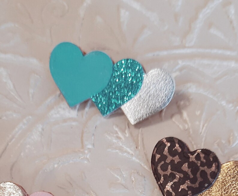 Broche 3 cœurs en cuir plusieurs couleurs disponibles idée - Etsy Canada
