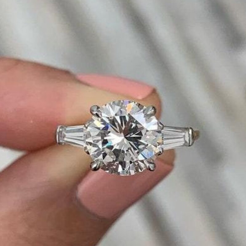 Round Stone Ring - Etsy