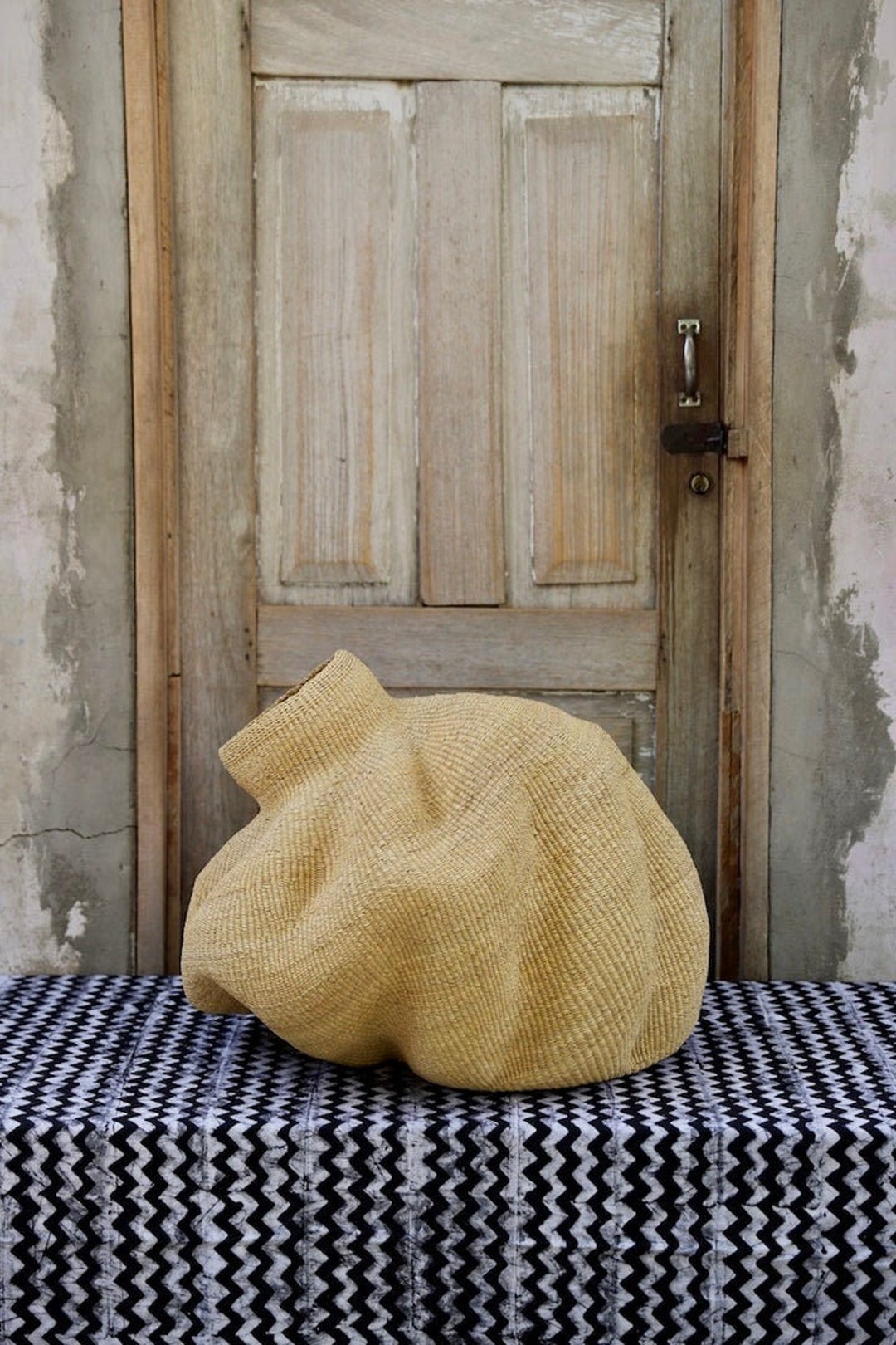 Handwoven Big Flower Pot Art Basket, Wavy Flower Pot Basket for ...