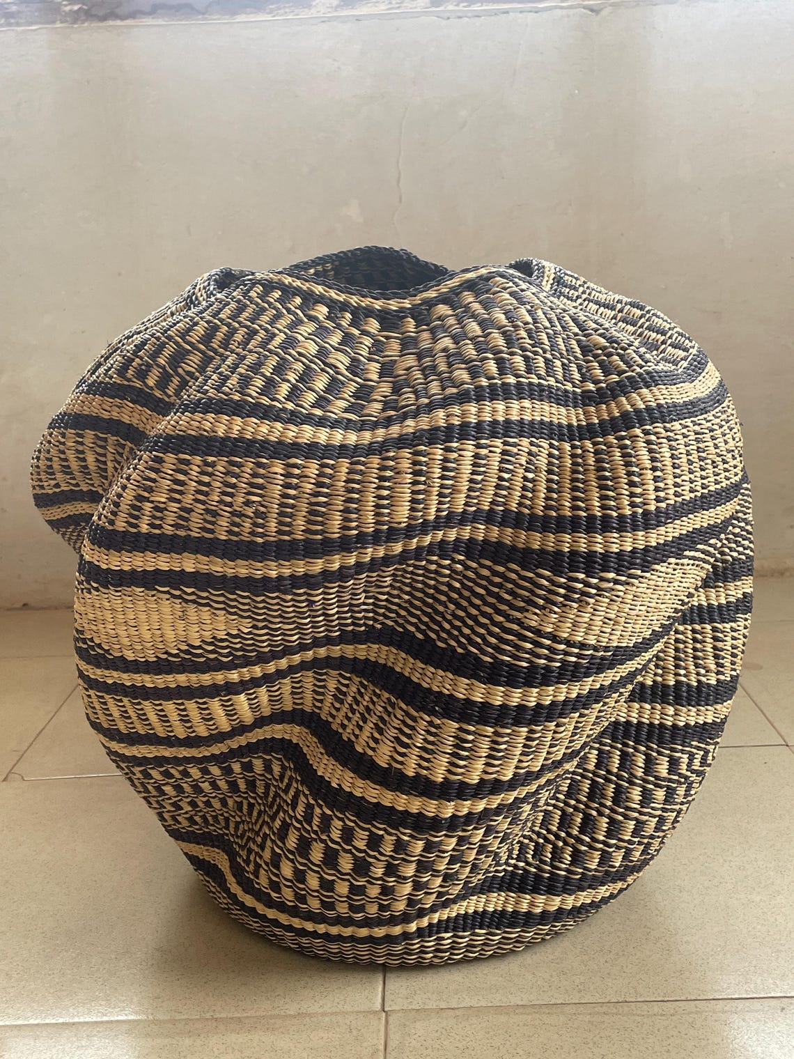 Large Straw Vase, Large Planter Basket, Straw Decor Basket, Wavy Pot ...