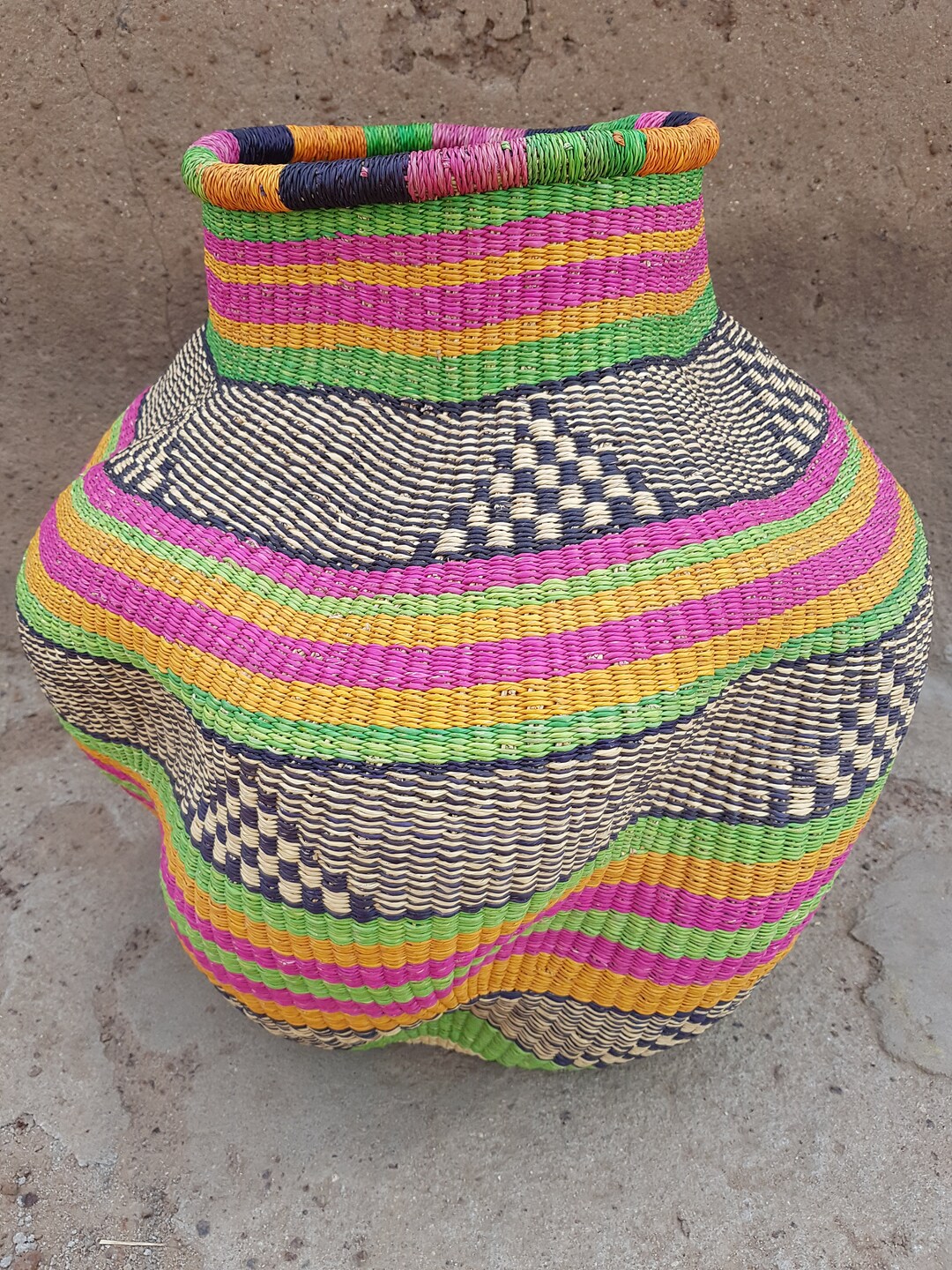 Handwoven Straw Vase, Straw Art Basket, Flower Pot Basket, Basabasa ...