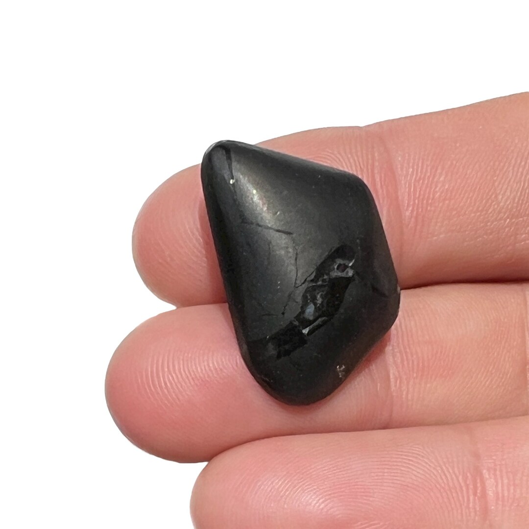 Cabochon de shungite naturelle / Cabochon de shungite / Pierres ...