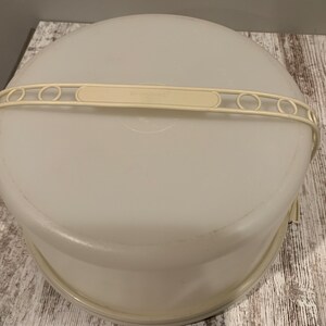 Vintage Tupperware Carrier - Etsy