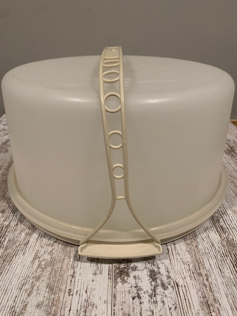Vintage Tupperware Carrier - Etsy