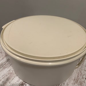 Vintage Tupperware Carrier - Etsy