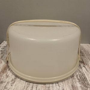 Vintage Tupperware Carrier - Etsy