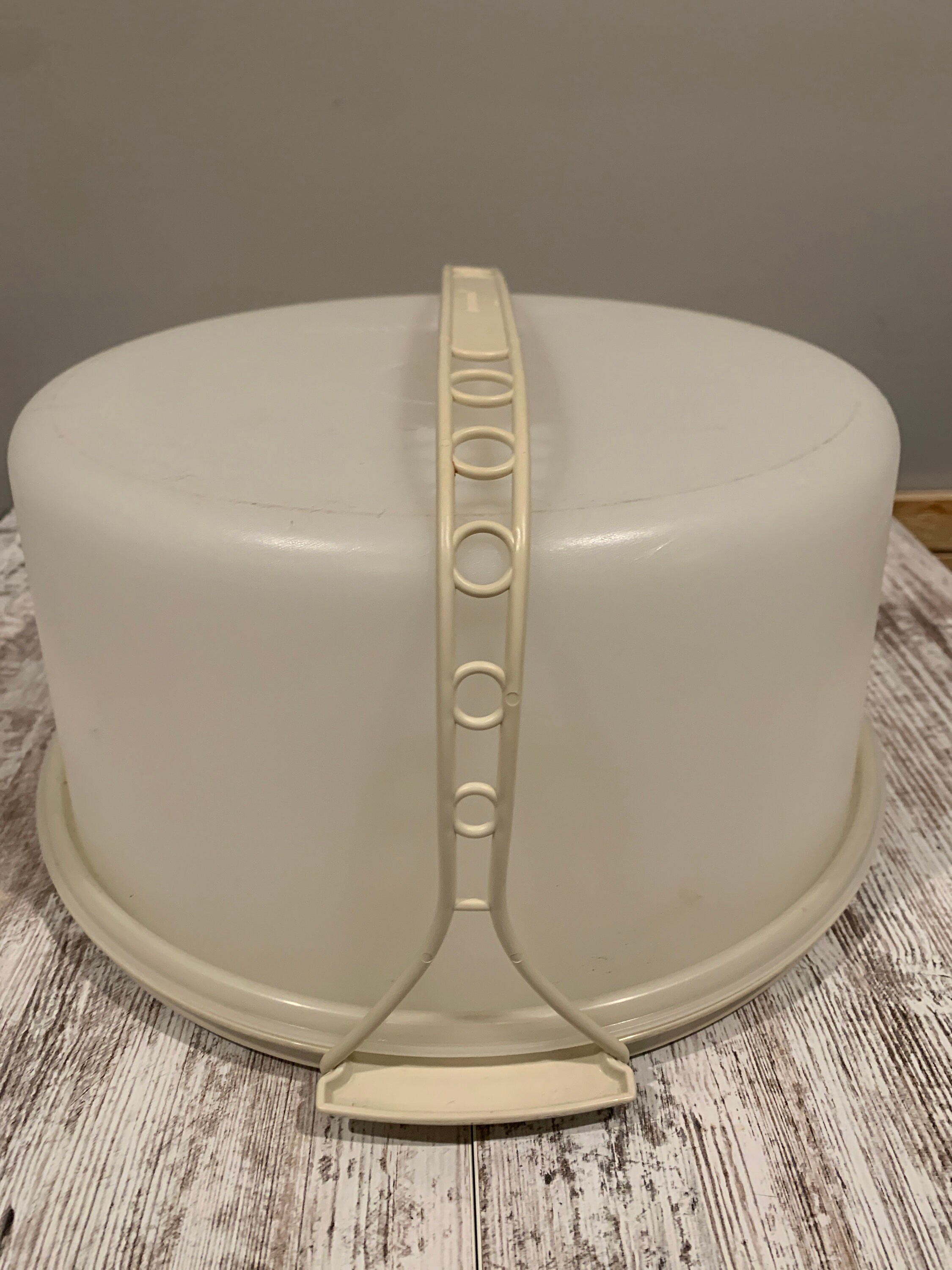 Vintage Tupperware Carrier - Etsy