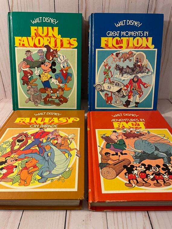Vintage the Walt Disney Parade Book Set of 4 1977 Hard Cover - Etsy