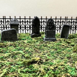 Bag of (15) Unique Miniature Gravestones / Tombstones for a Graveyard ...