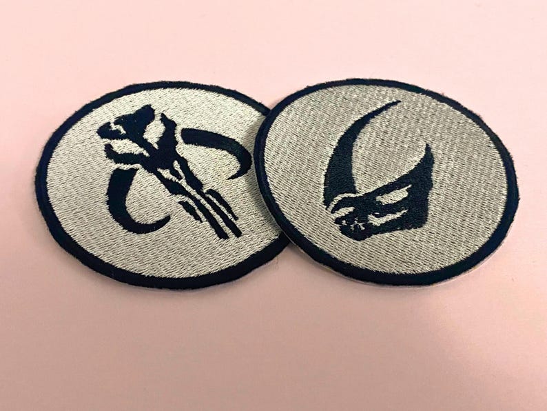 The Mandalorian Mudhorn & Mythosaur Emblem - Star Wars - Sci-fi Product ...