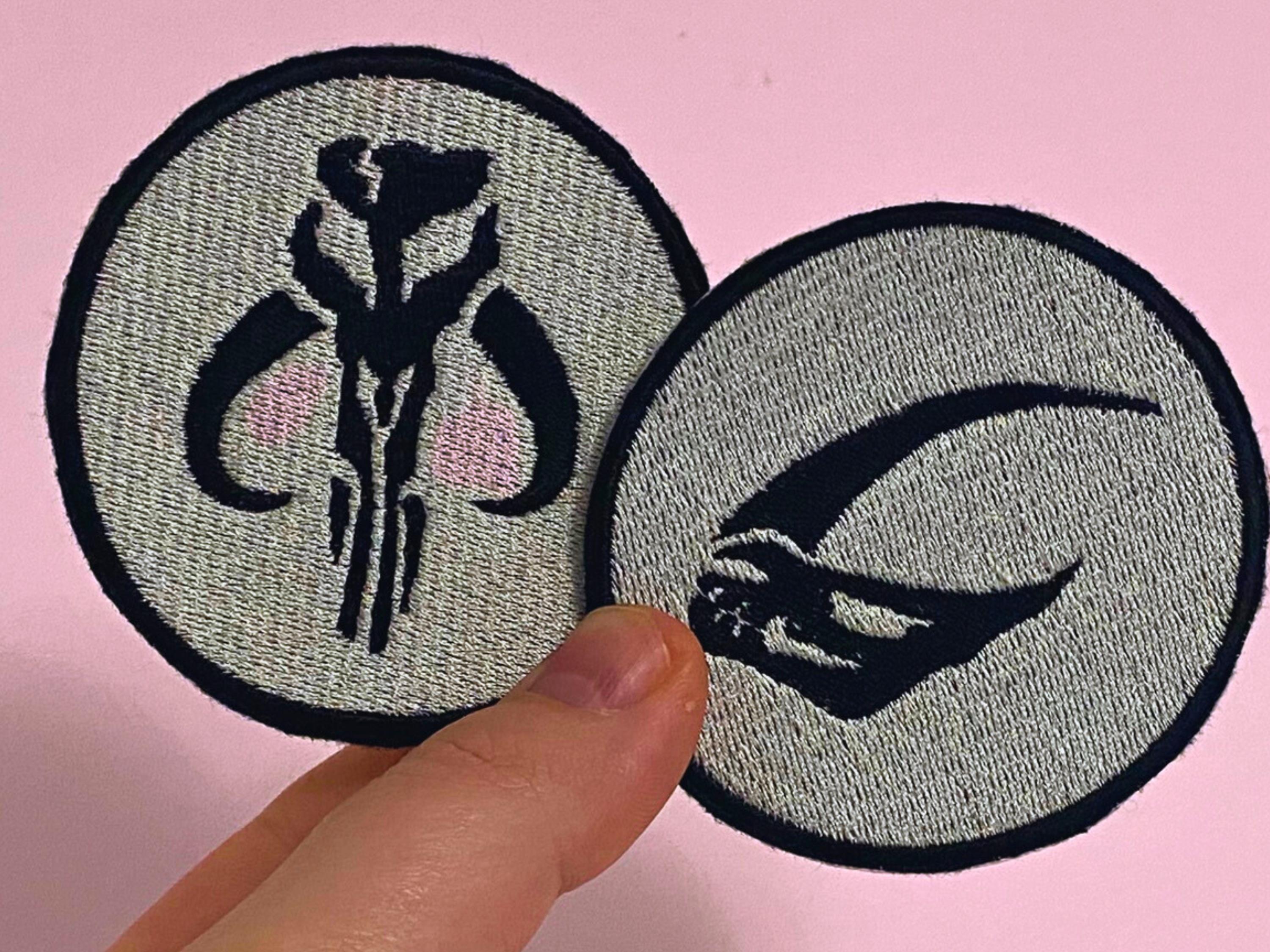 The Mandalorian Mudhorn & Mythosaur Emblem - Star Wars - Sci-fi Product ...