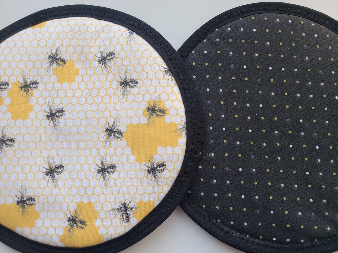 Bees & Honey Comb Pot Holders/hot Pads. Handmade - Etsy