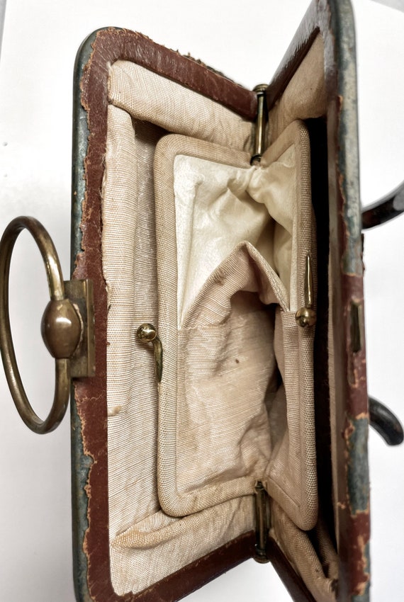 Antique Purse Bas Relief in Leather Incredible Bourbo… - Gem