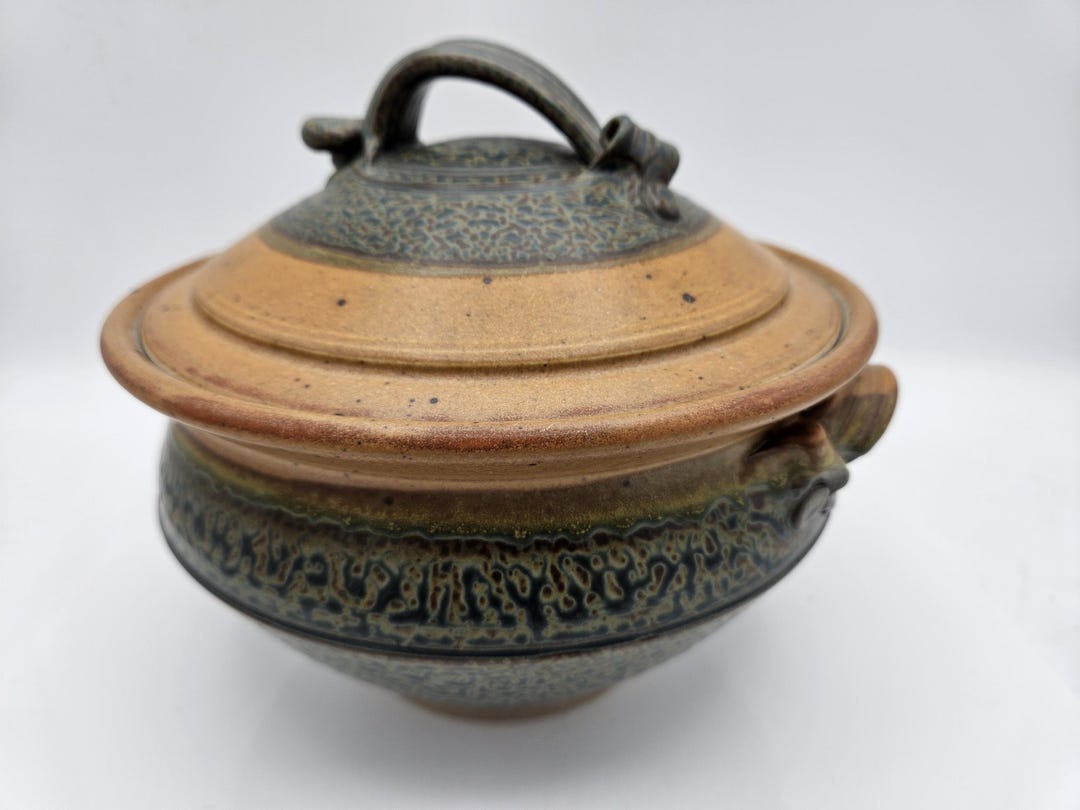 Royce Yoder Casserole Dish in Tan Green Ash Glaze "frogskin" - Etsy