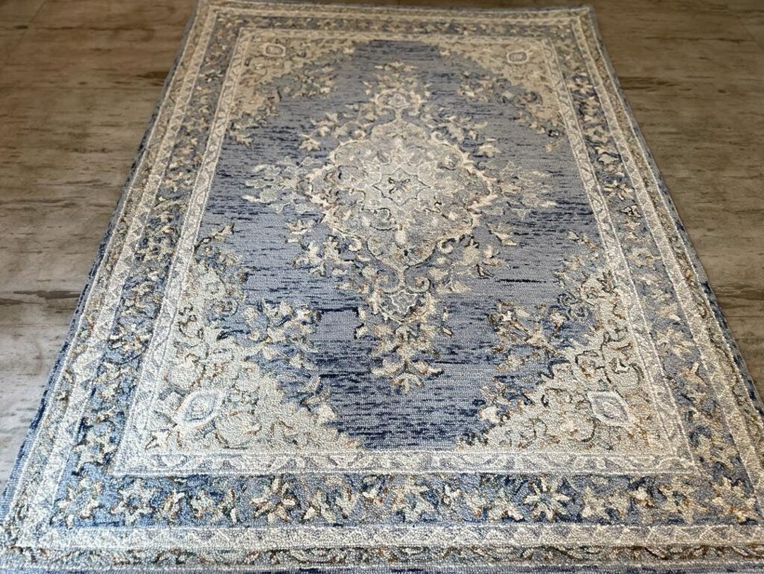 Hand Tufted Wool Traditional Loop Area Rug. Available in Multiple Size ...