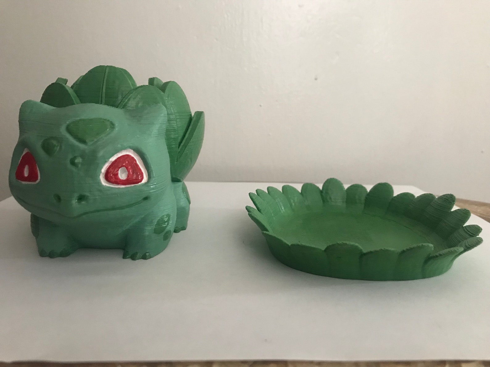 3D Printed & Hand-painted Bulbasaur Flower Planter W/ Leaf Drain Plate ...