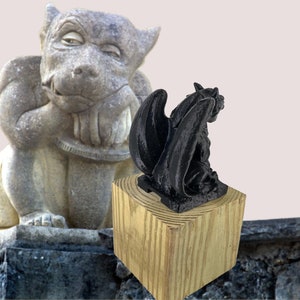 Gothic Gargoyle Mini Statue - Fence Post Cap Toppers - Shelf and Desk ...