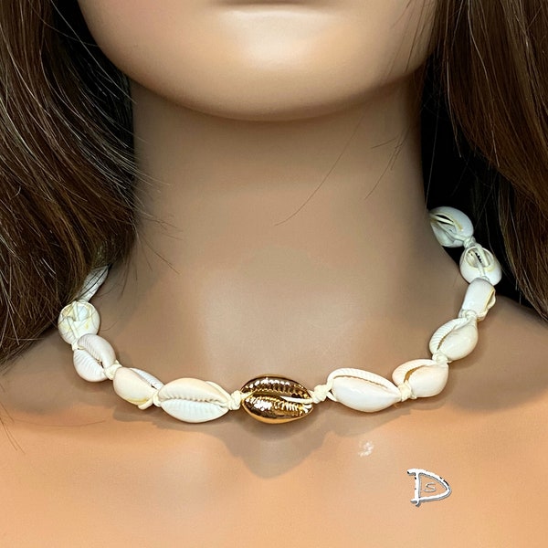 Sea Shell Necklace - Etsy