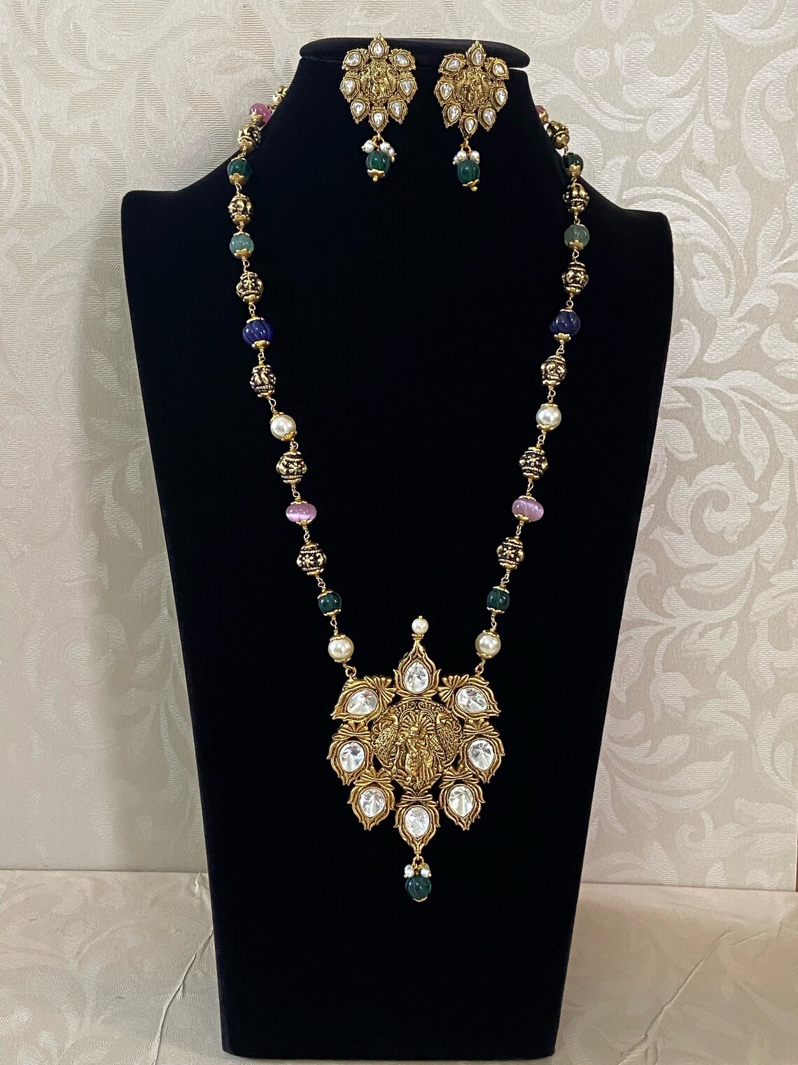 Radha Krishna Pendant Necklace | Indian Jewelry in USA - Etsy