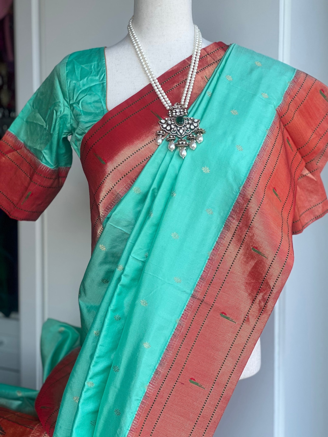Pure Paithani Pattu Saree | Sarees in USA | Muniya Border Saree - Etsy