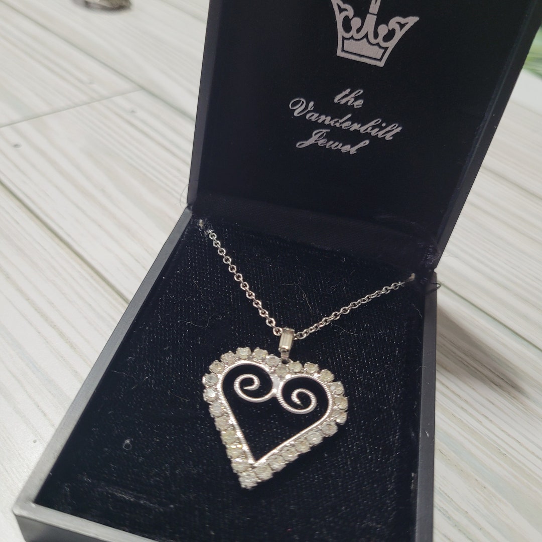 Vintage 1980s the Vanderbilt Jewel Necklace Costume Jewelry Replicas ...