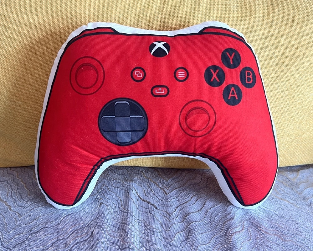 Red Game Controller Pillow, Gamer Gift, Gaming Decor, Gifts for Gamers ...