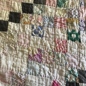 Delicate Vintage Postage Stamp Diamond Patterned Handmade Quilt - Etsy