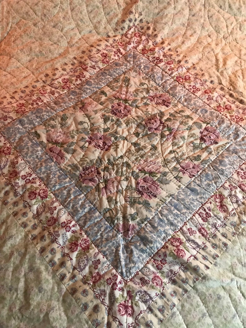 Ready for Spring handmade Vintage Quilt - Etsy