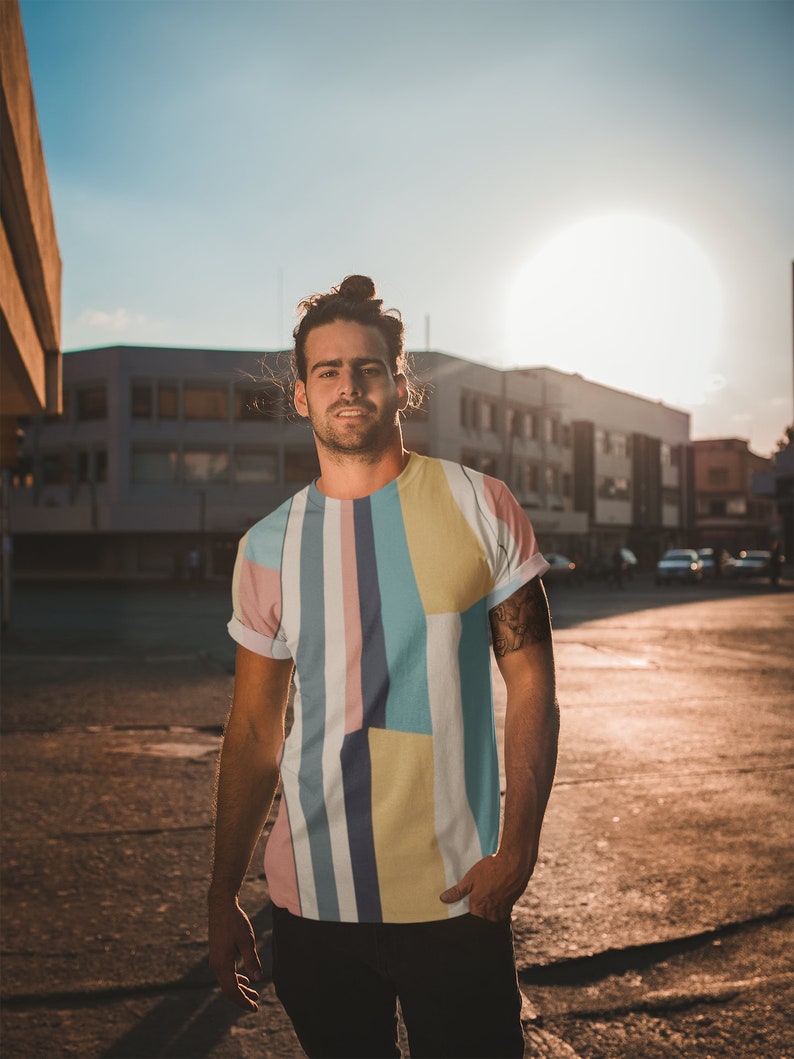 Vintage Vibes. Colorful 1950s Wallpaper-inspired Color Block T-shirt ...