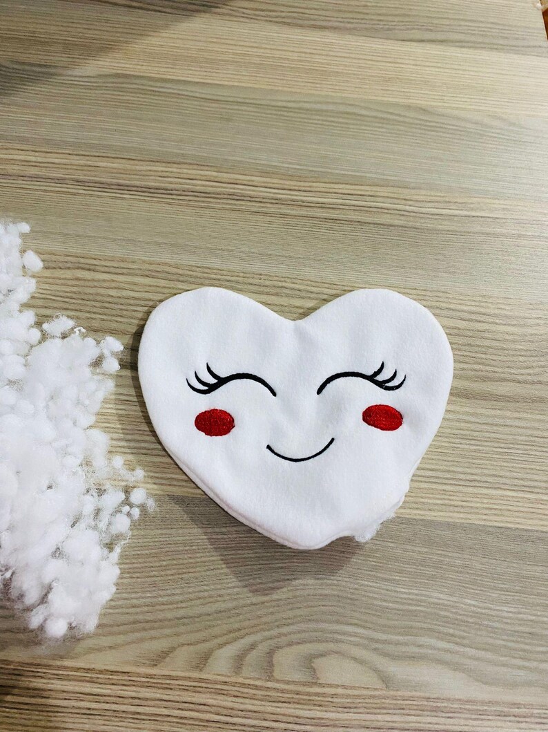 ITH Smiling Heart Plush Embroidery Design | Valentine Pillow (digital ...