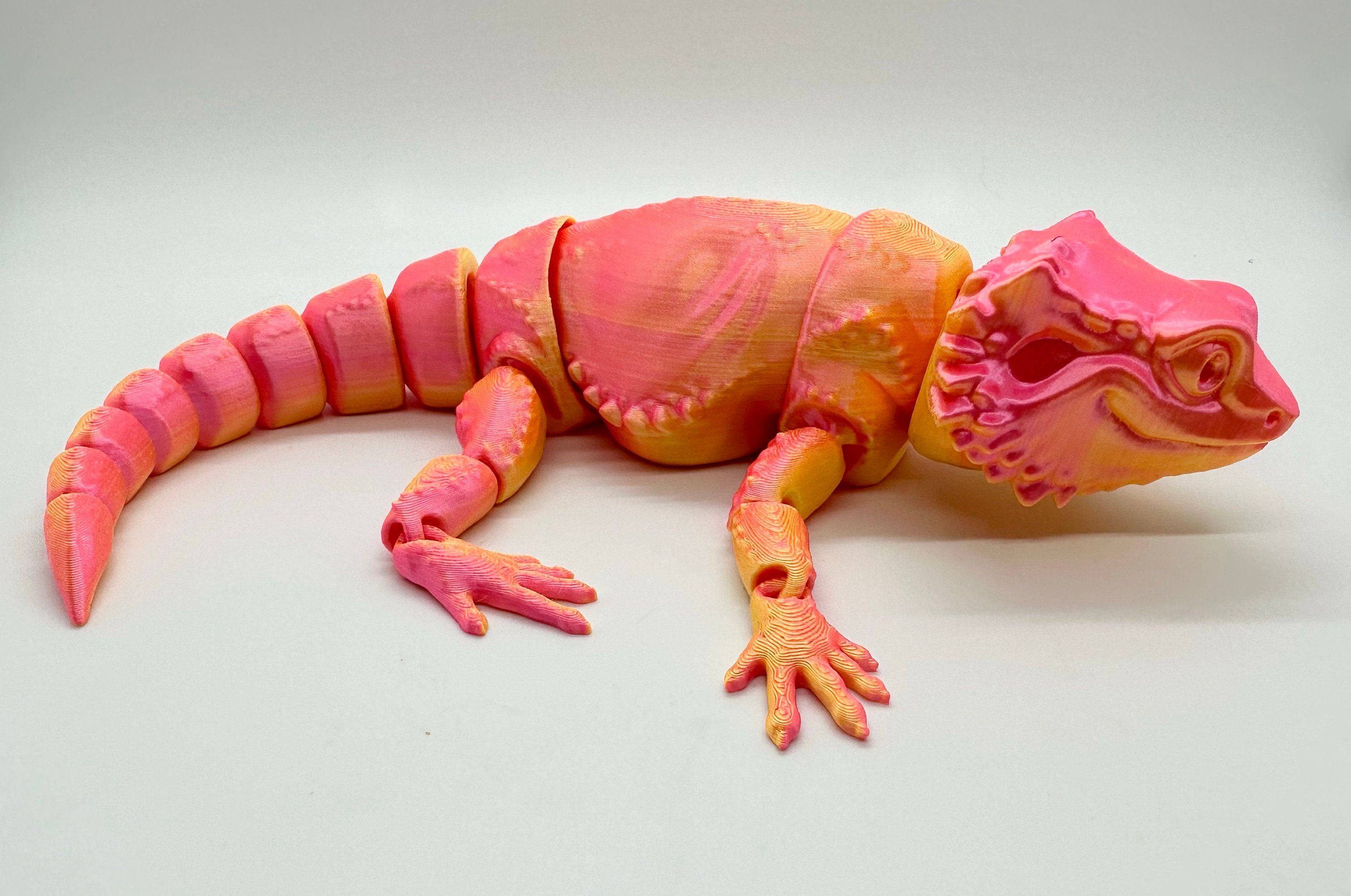 3D Printed Articulating Flexible Bearded Dragon Sensory Toy Gadget ...