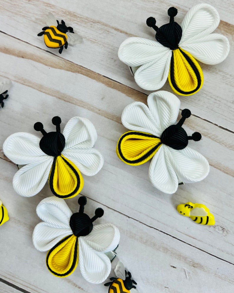 Mini Bee Clips, Set of Two, Honey Bee, Bee Bow, Hair Clips - Etsy
