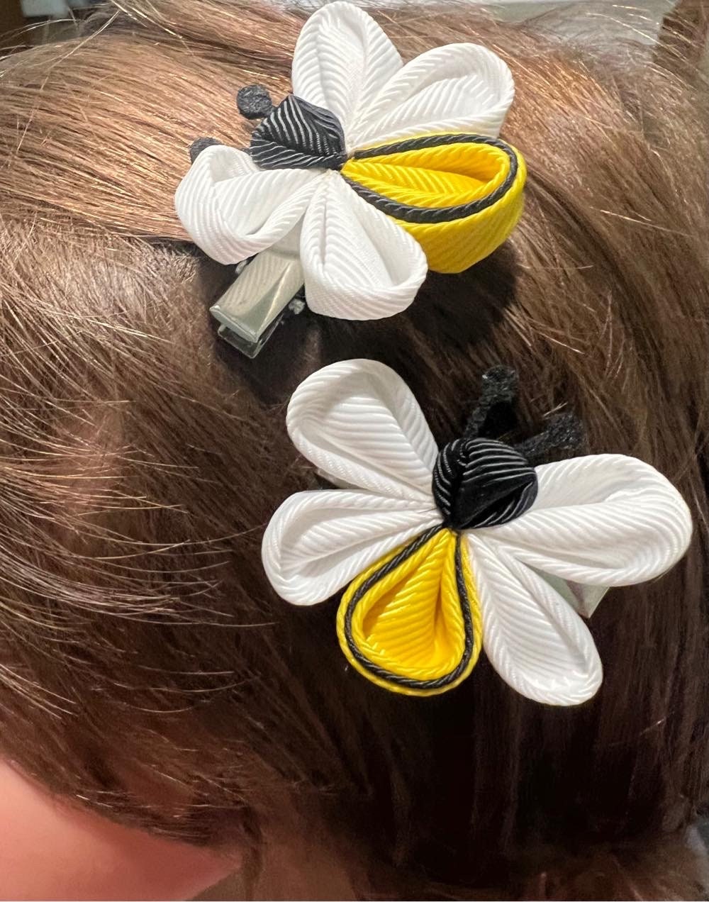 Mini Bee Clips, Set of Two, Honey Bee, Bee Bow, Hair Clips - Etsy