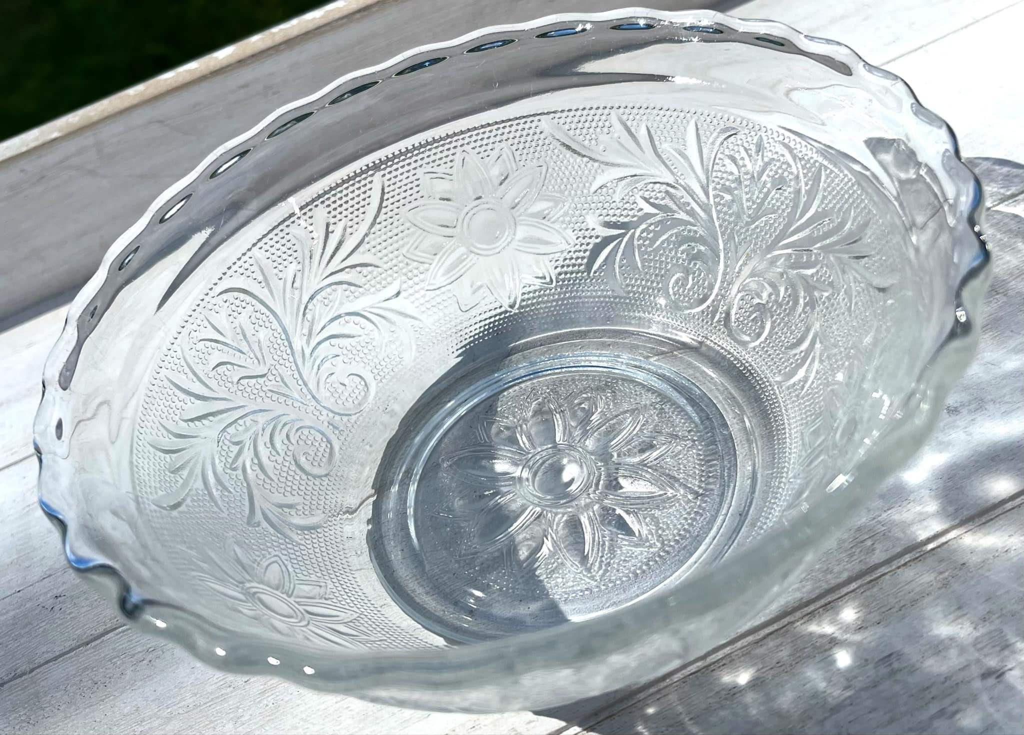 Vintage Anchor Hocking Sandwich Pattern Clear Glass Scalloped Serving ...