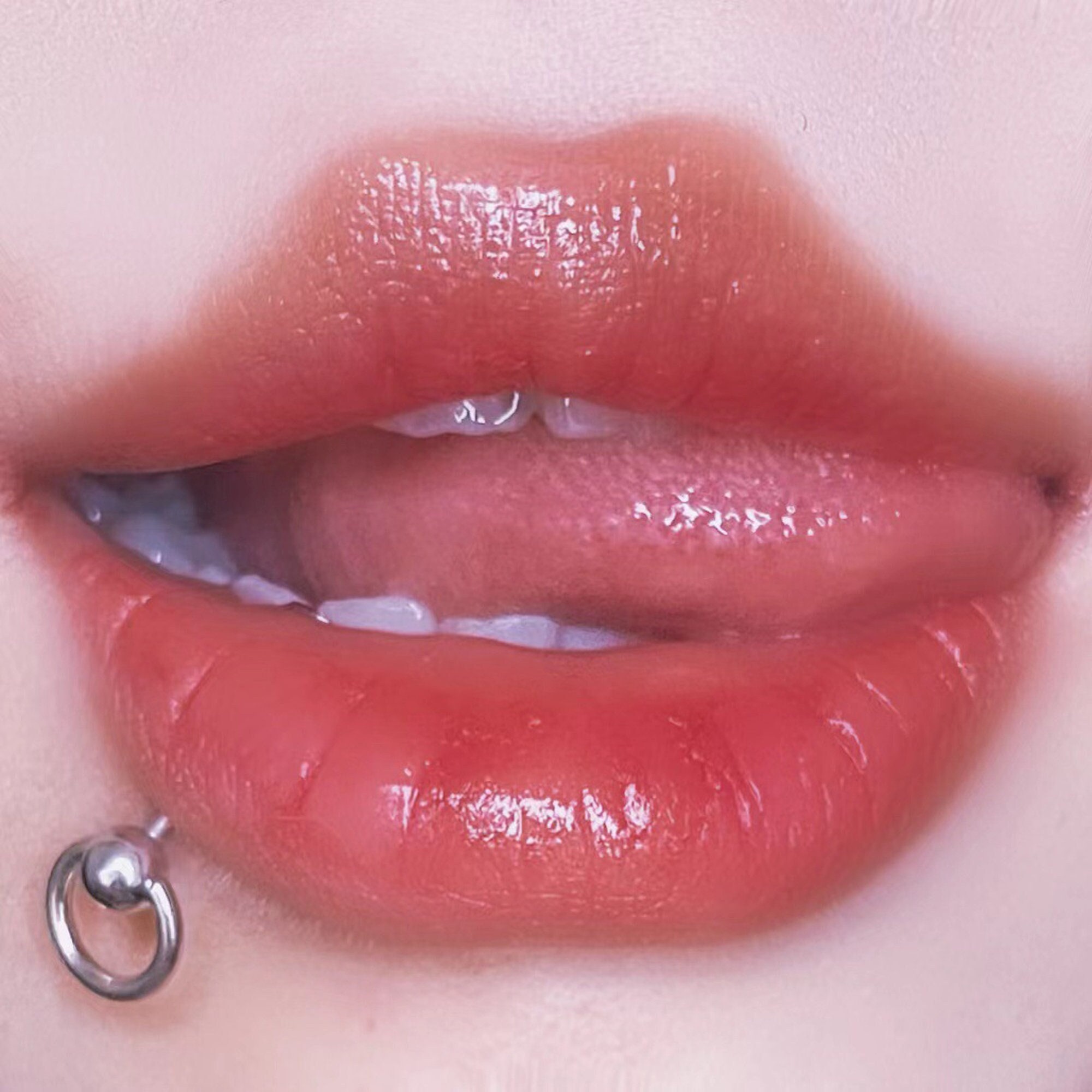 Titanium Hoop Labret Stud Lip Piercings Minimalist Lip Stud - Etsy
