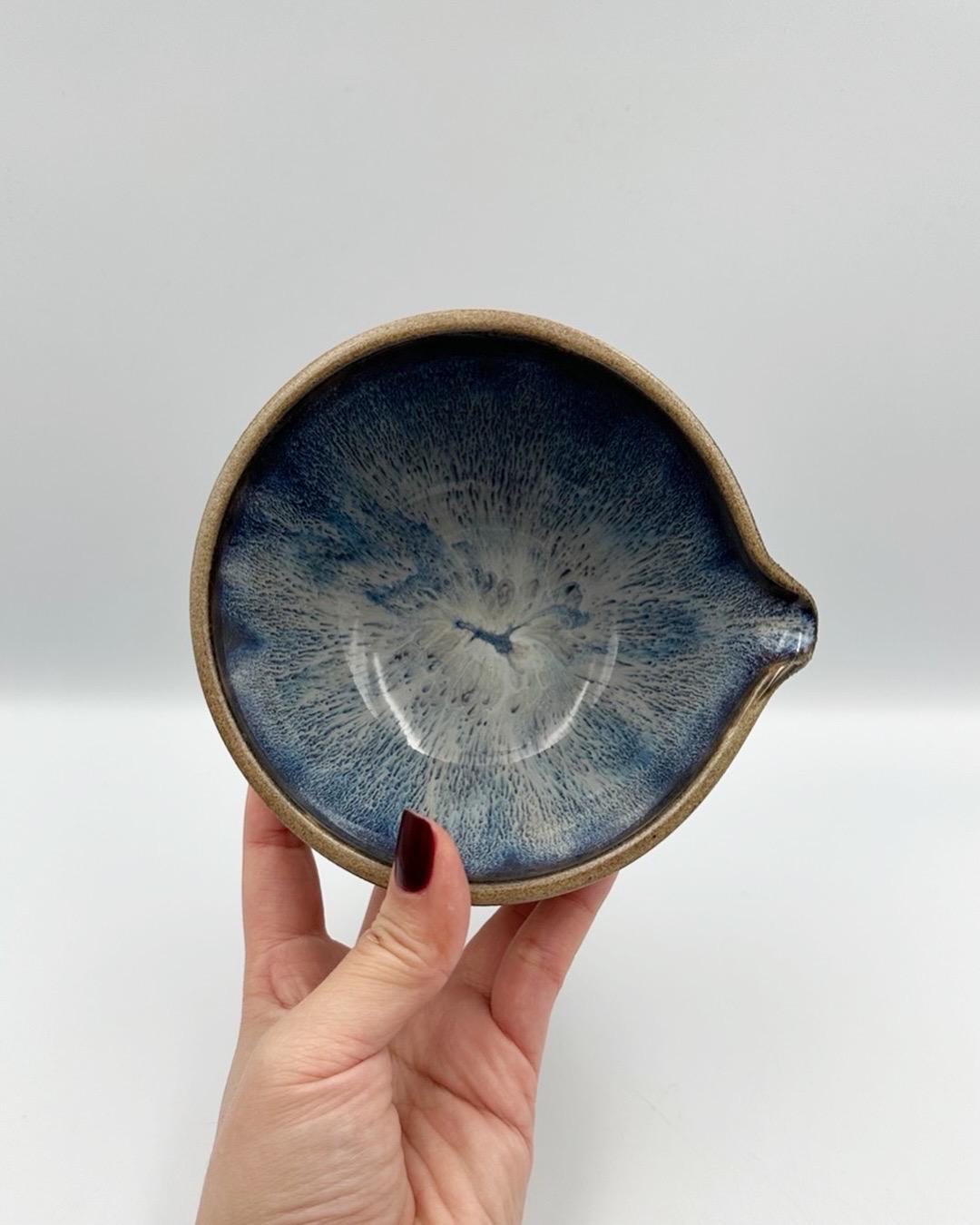 Handmade Pottery: Spout Bowl - Etsy